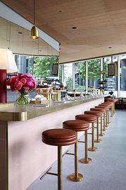 The Stack World - Be In A Room Of Ambitious, Intelligent Women.